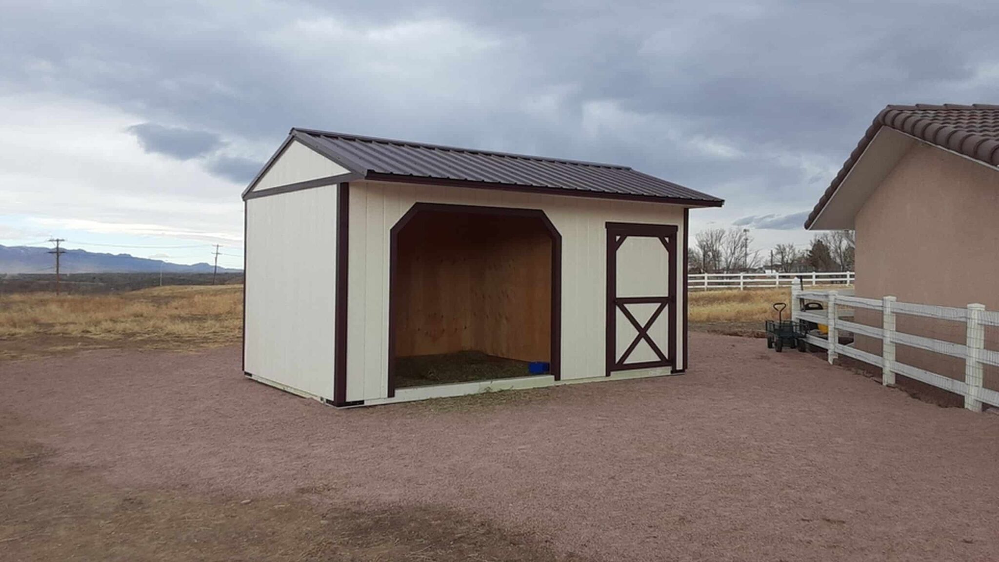 Loafing Shed with Tack Room in Colorado - Colorado Shed Company