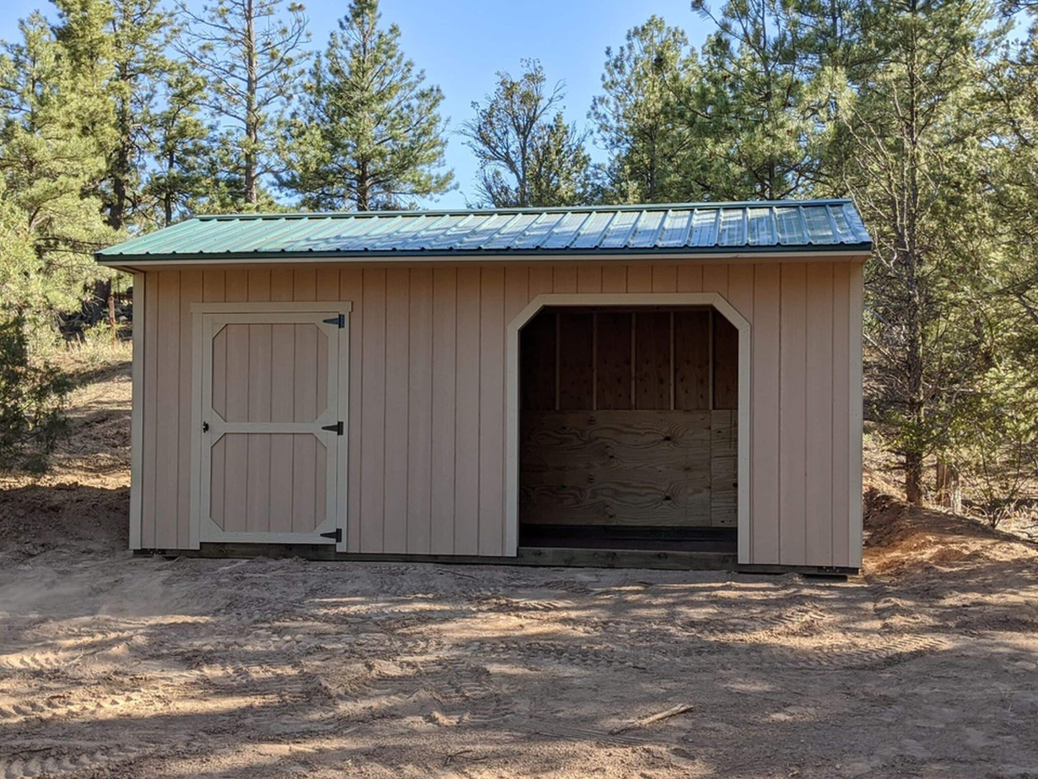 Loafing Shed with Tack Room in Colorado - Colorado Shed Company